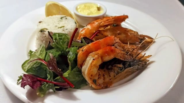 Menus 2024 - The Gallery Restaurant at Hilton London Heathrow Airport ...