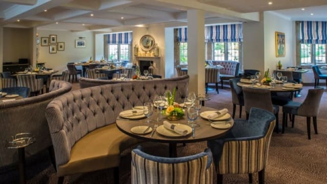 Ye Olde Six Bells in Horley - Restaurant Reviews, Menu and Prices | TheFork