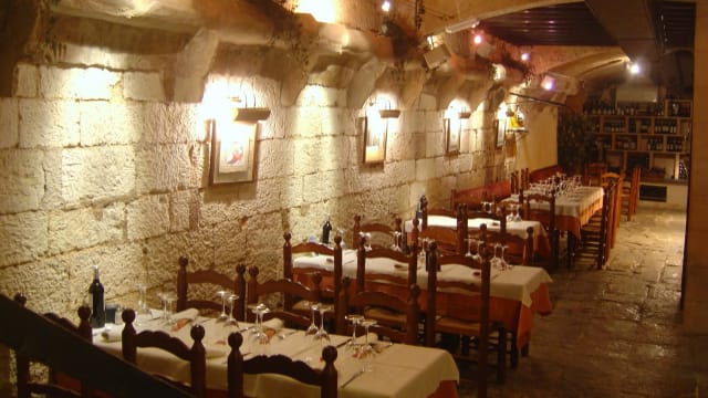 Opera Marítim in Palma de Mallorca - Menu, openingstijden, prijzen ...