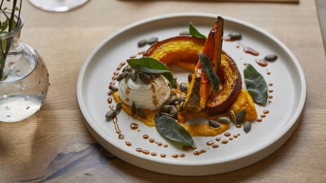 Applegarth Farm in Hindhead - Restaurant Reviews, Menu and Prices | TheFork