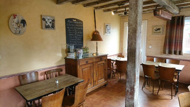 Restaurant La Bonne Table à Villers-sur-Mer - Menu, avis, prix et ...
