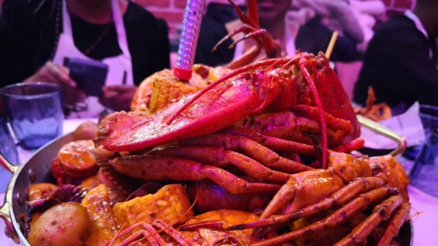 Menus 2025 - Sea Food Lyon 69 in Lyon | TheFork