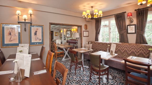 Harvester - Rayleigh Weir in Rayleigh - Restaurant Reviews, Menus, and ...