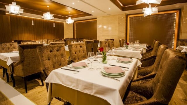 Restaurante Descaro en Madrid - Menú 2023, opiniones, precios y reserva ...