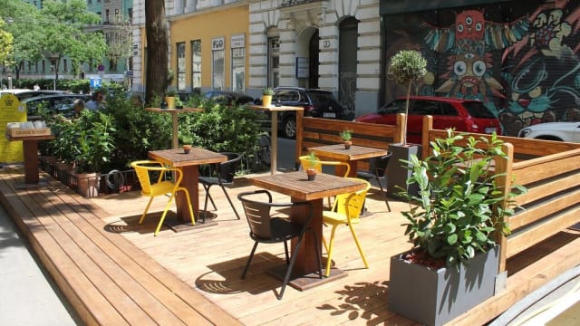 SIXTA Restaurant- Bar in Wien - Bewertungen, Speisekarte und Preise ...