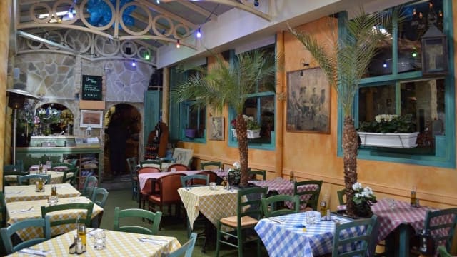 Grieks Eethuis Taverna in Utrecht - Menu, openingstijden, prijzen ...