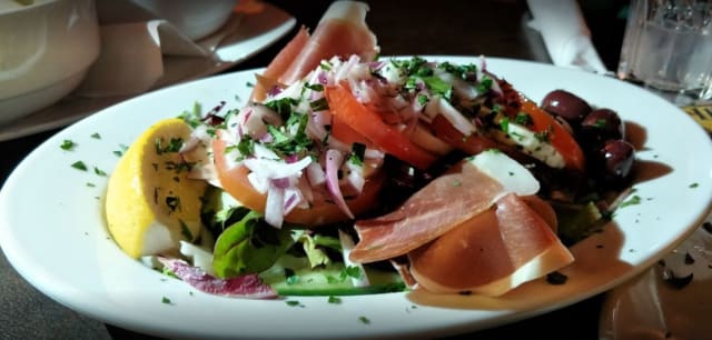 Esperia i Stockholm - Restaurangens meny, öppettider, bokning ...