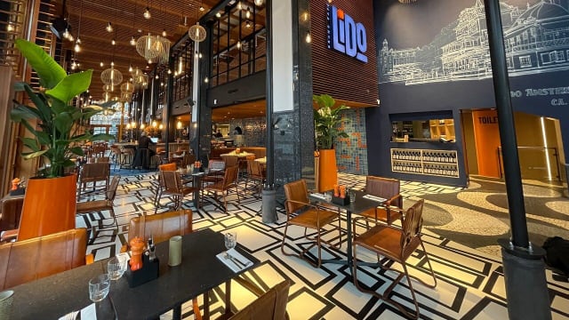 Sama Sebo in Amsterdam - Menu, openingstijden, prijzen, adres van ...