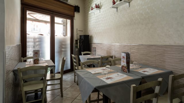 Tripperia e Trattoria O’Russ à Naples - Menu, avis, prix et réservation ...