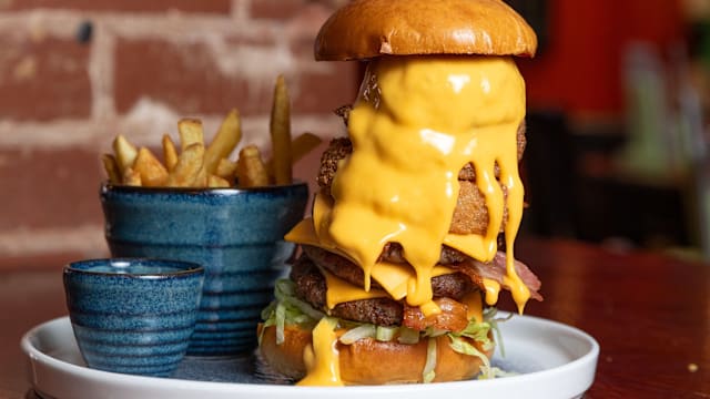 Menus 2025 - Green Man Grimsby in Stallingborough | TheFork