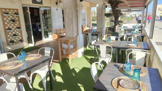 Arcobaleno Beach a Lido di Ostia - Menu, prezzi, immagini, recensioni e ...