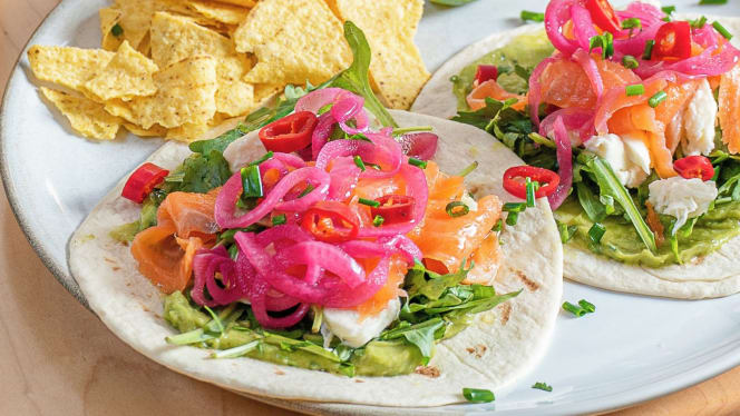 Noshi Coffee & Healthy Food à Porto - Menu, avis, prix et réservation ...