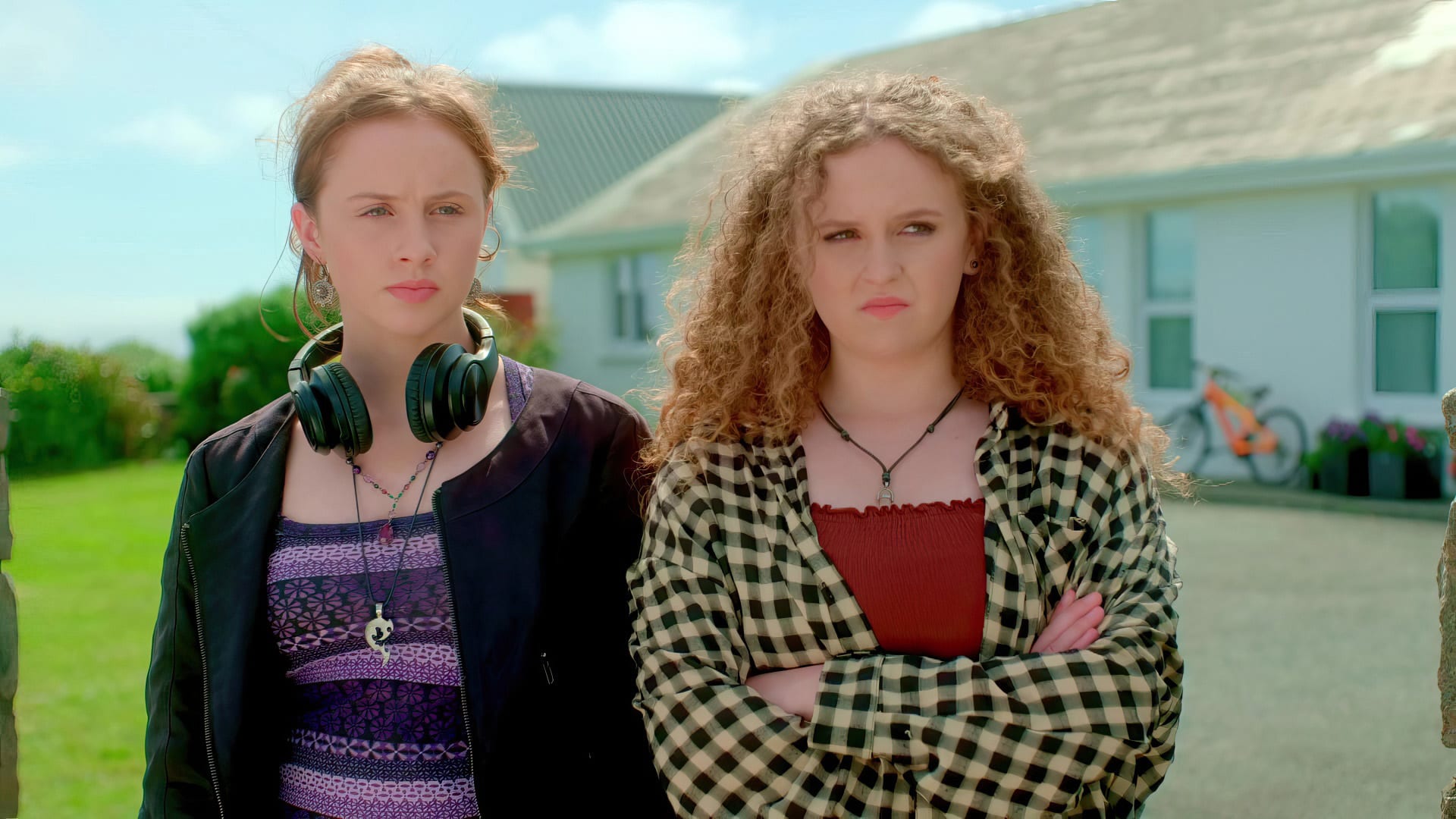 Saol Ella (1-2) | Player | Irish Television Channel, Súil Eile