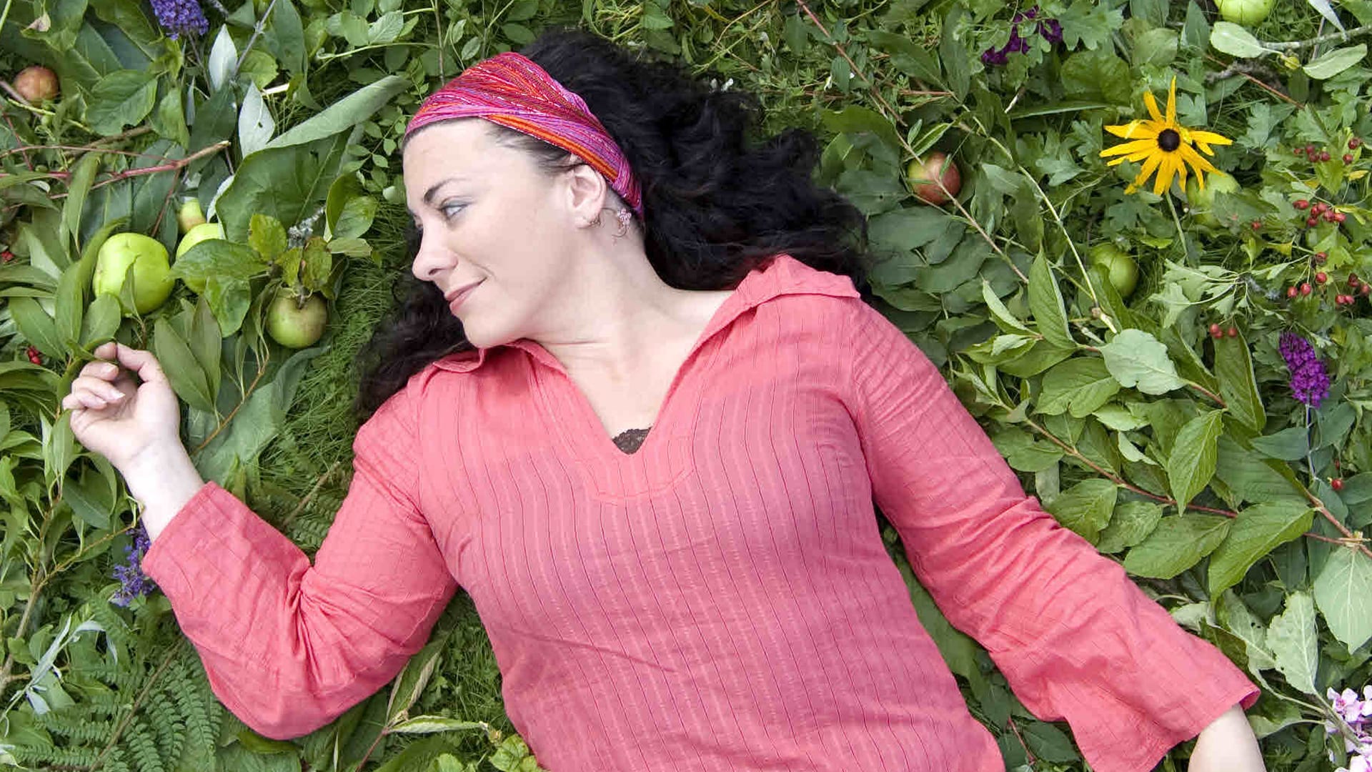 Garraí Glas (1) | Player | Irish Television Channel, Súil Eile