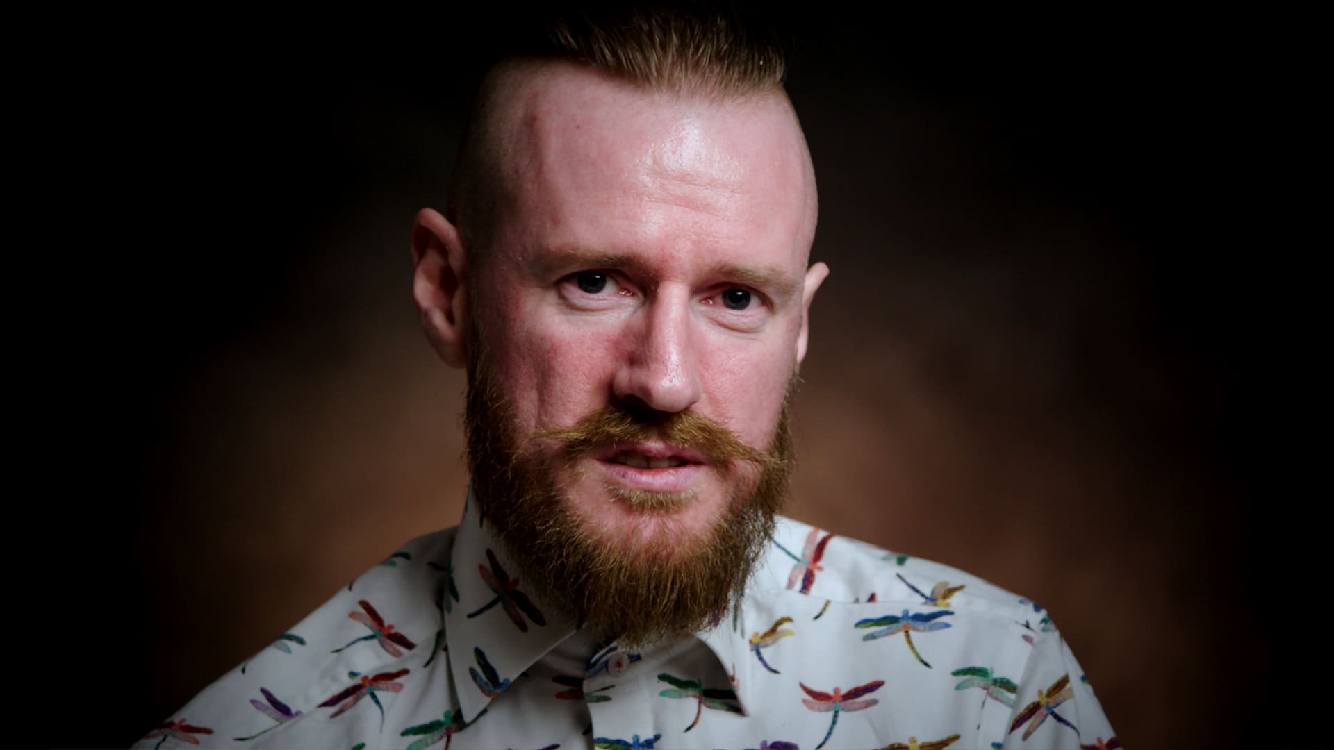 Finné - Stevo Timothy | Player | Irish Television Channel, Súil Eile