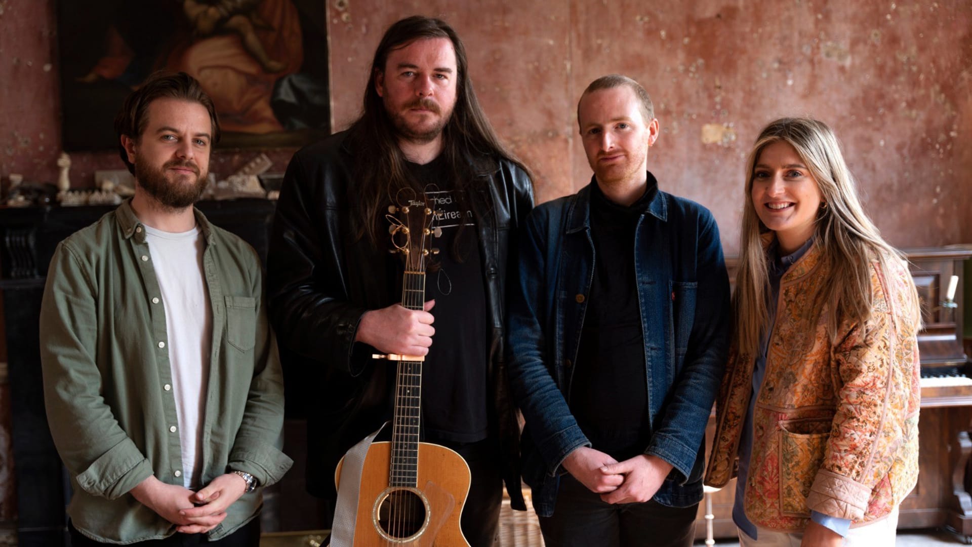 Ceolaireacht (1) | Player | Irish Television Channel, Súil Eile