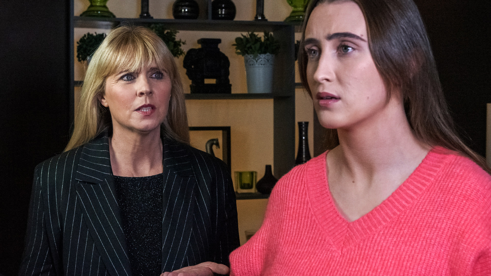 Ros na Rún | Player | Irish Television Channel, Súil Eile