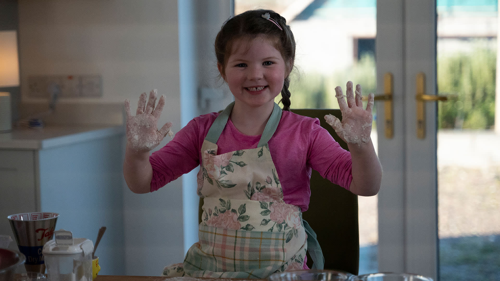 Is Mise (2) | Seinnteoir | Irish Television Channel, Súil Eile