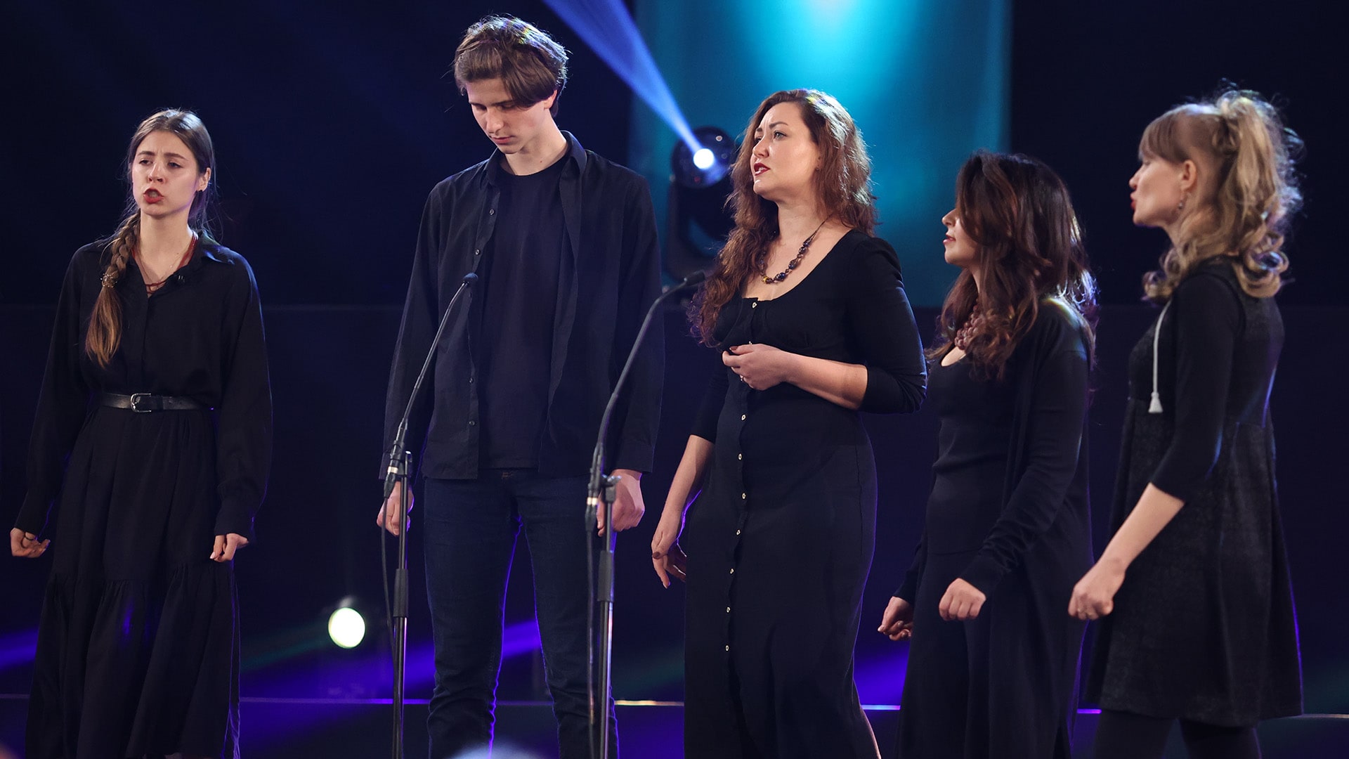 Curfá (1-6) | Player | Irish Television Channel, Súil Eile