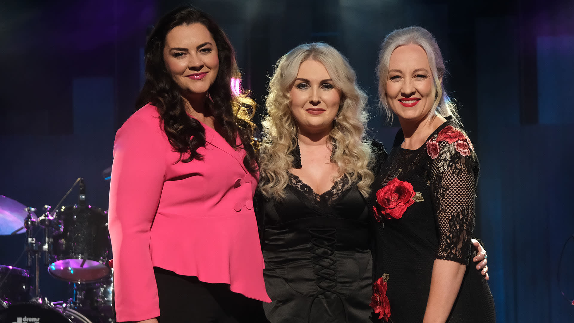 Glór Tíre (20-5) | Player | Irish Television Channel, Súil Eile
