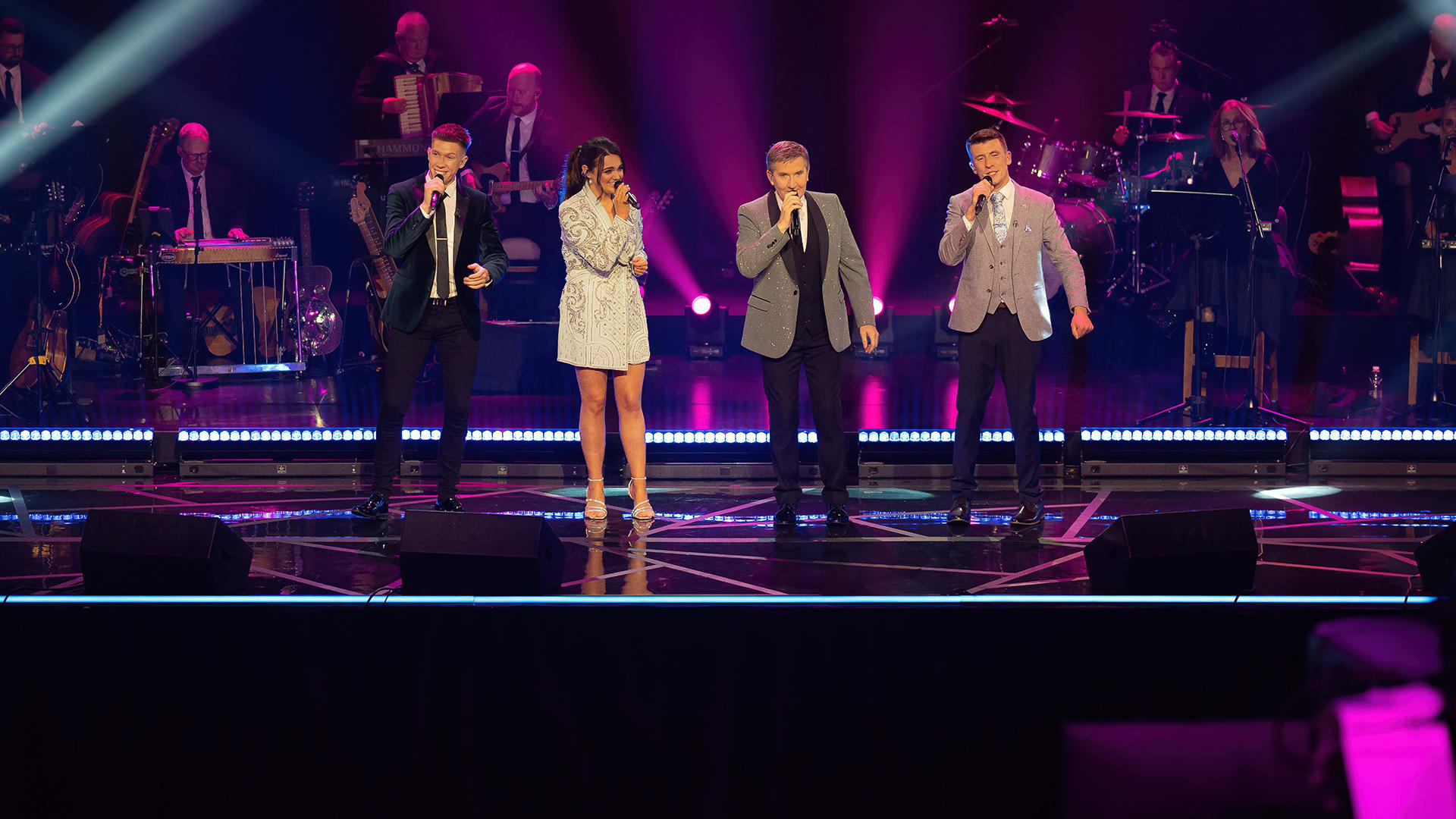Opry le Daniel ar Thuras | Seinnteoir | Irish Television Channel, Súil Eile
