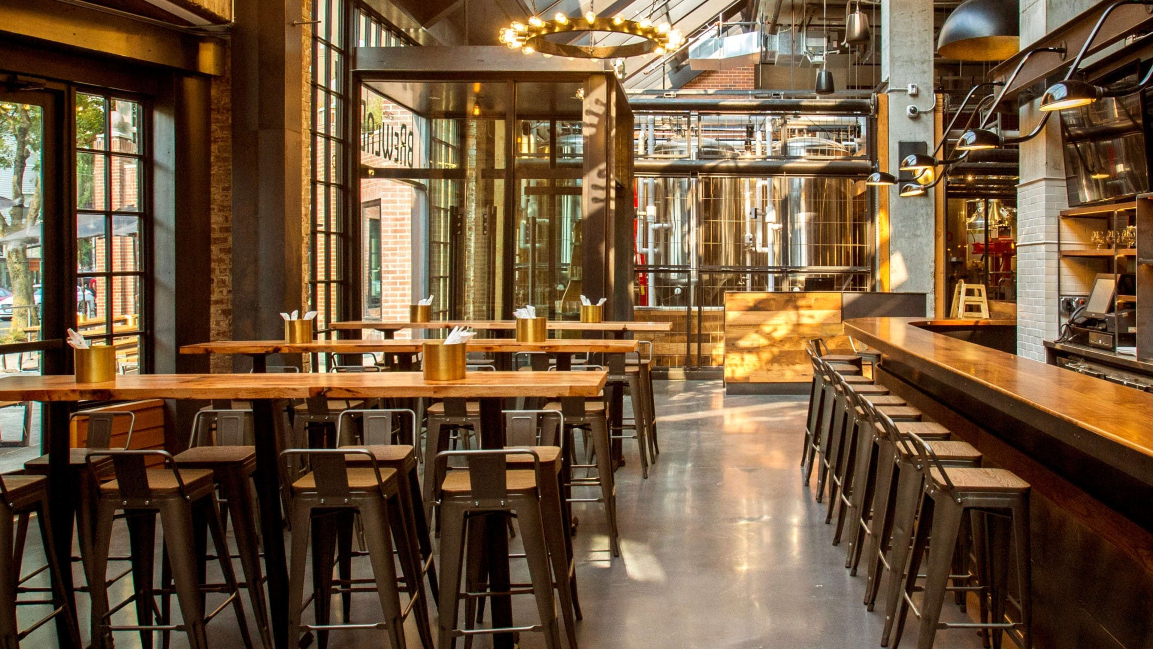 The Best Bars On Capitol Hill - Seattle - The Infatuation