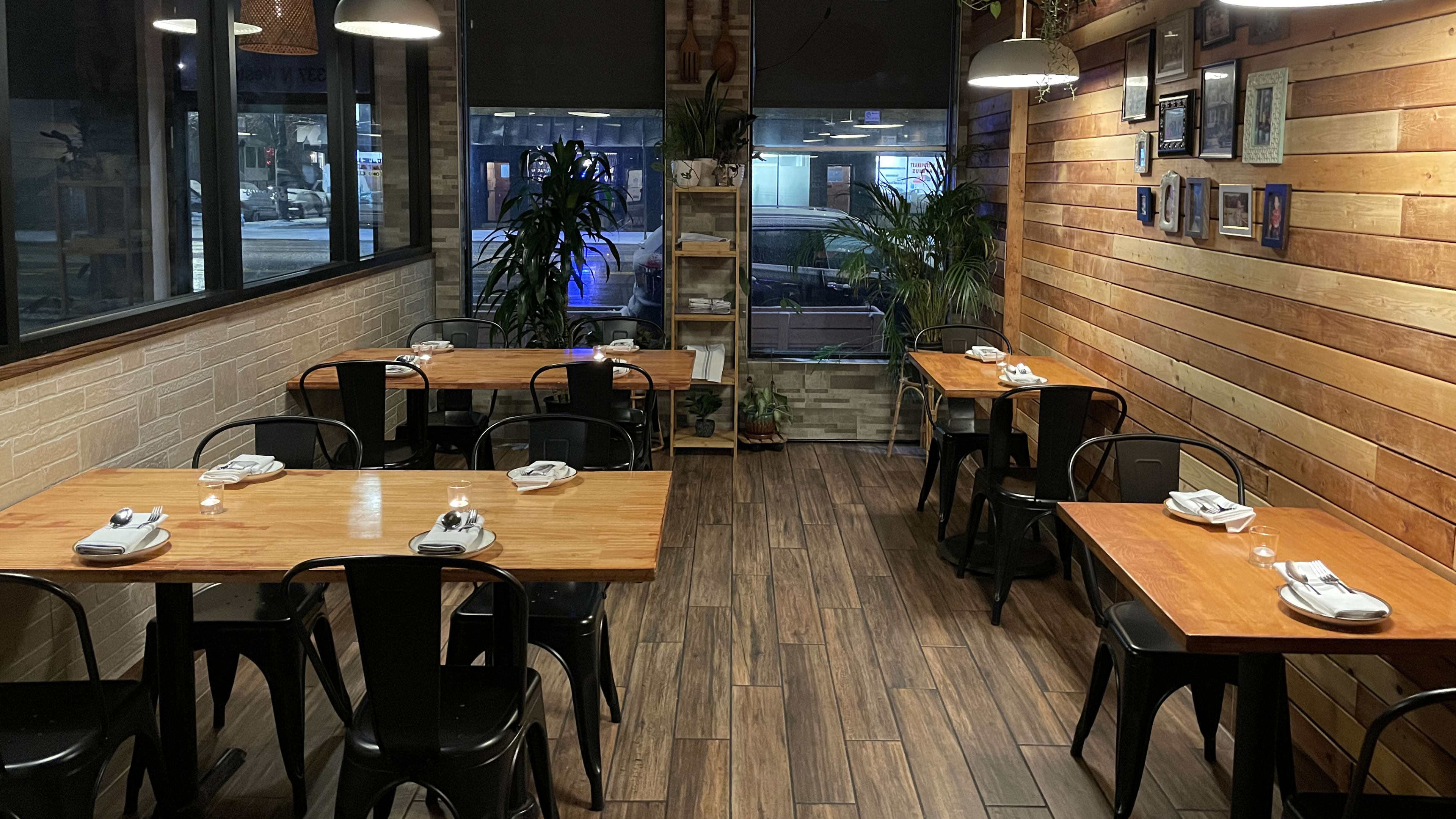 Boonie's Filipino Restaurant Review - North Center - Chicago - The ...