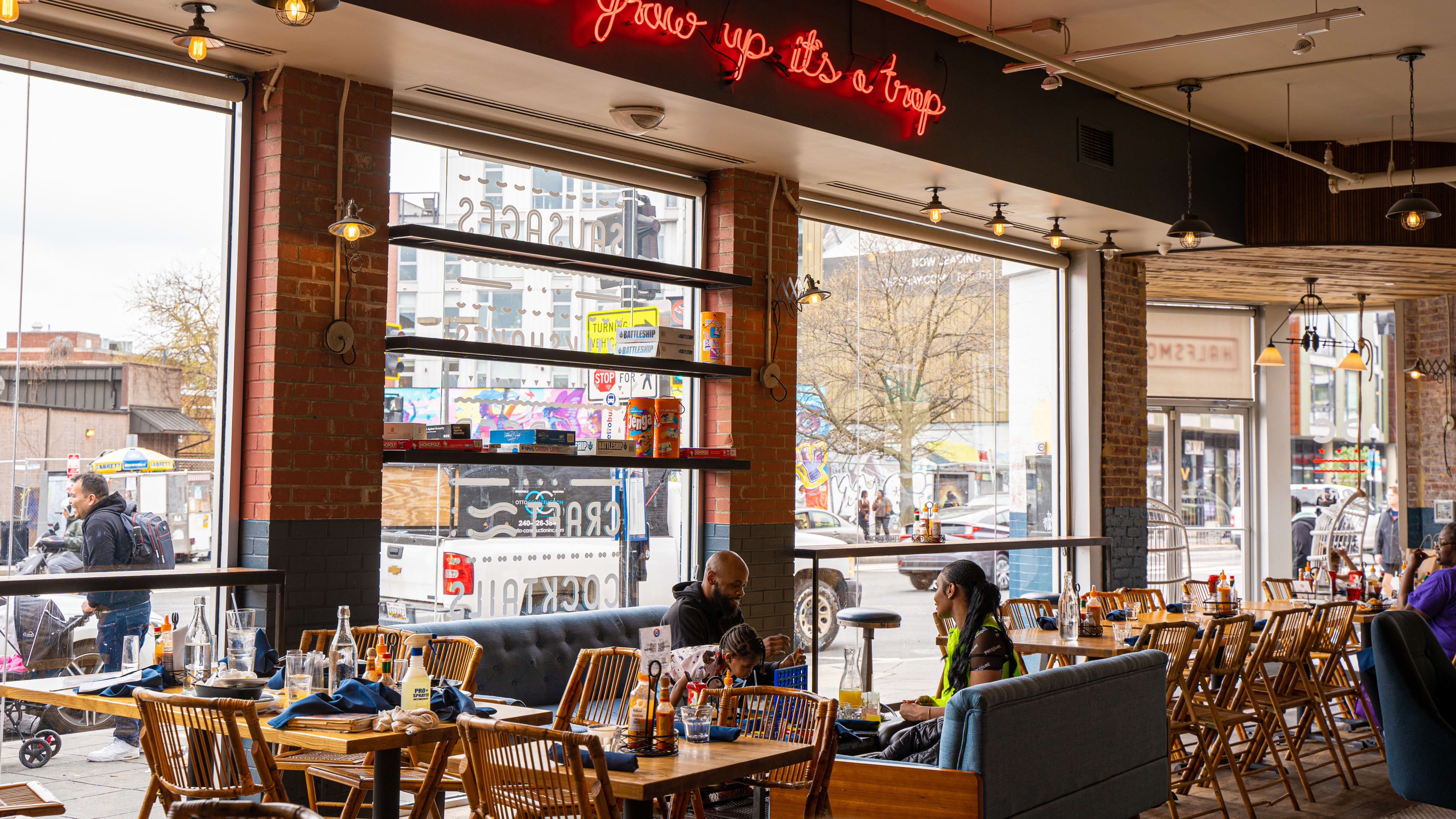 Halfsmoke Review - Shaw - Washington DC - The Infatuation