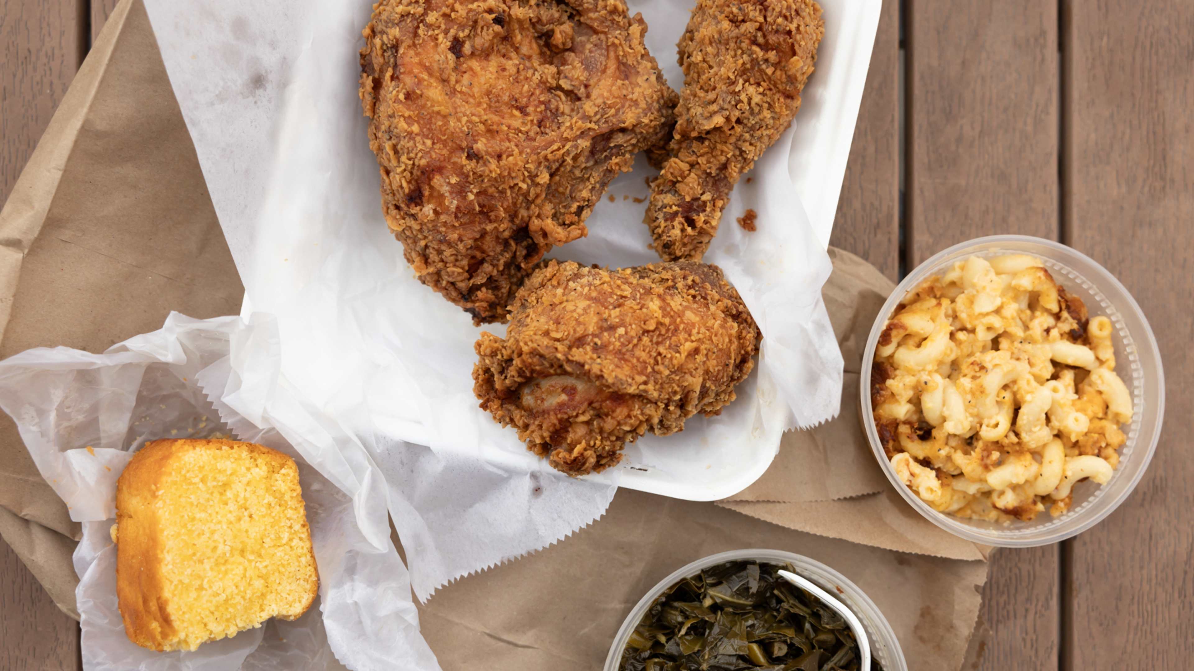 Soul food institution Busy Bee serves excellent fried chicken - Review ...