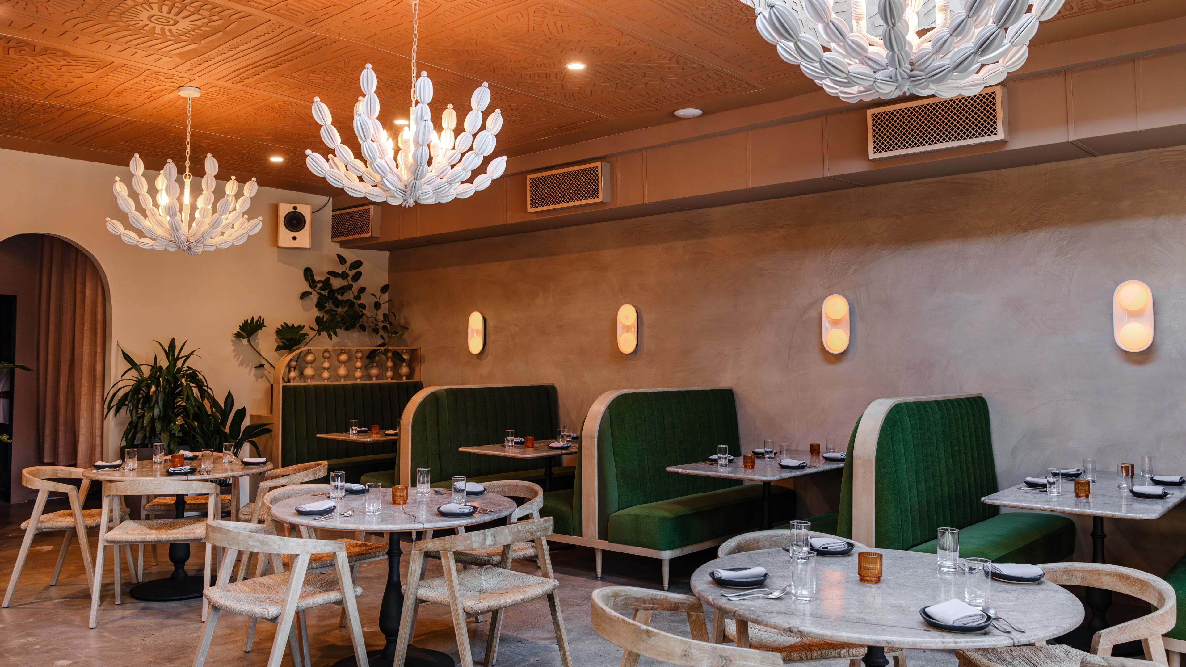Si Mon Venice Review - Venice - Los Angeles - The Infatuation