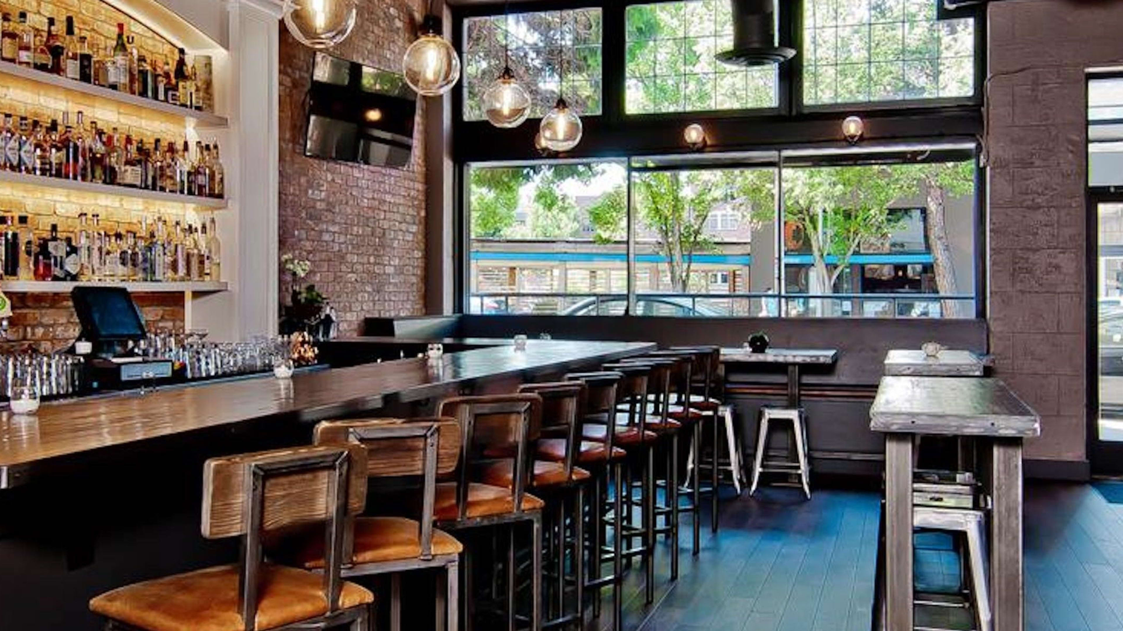 The Best Bars In Belltown - Seattle - The Infatuation