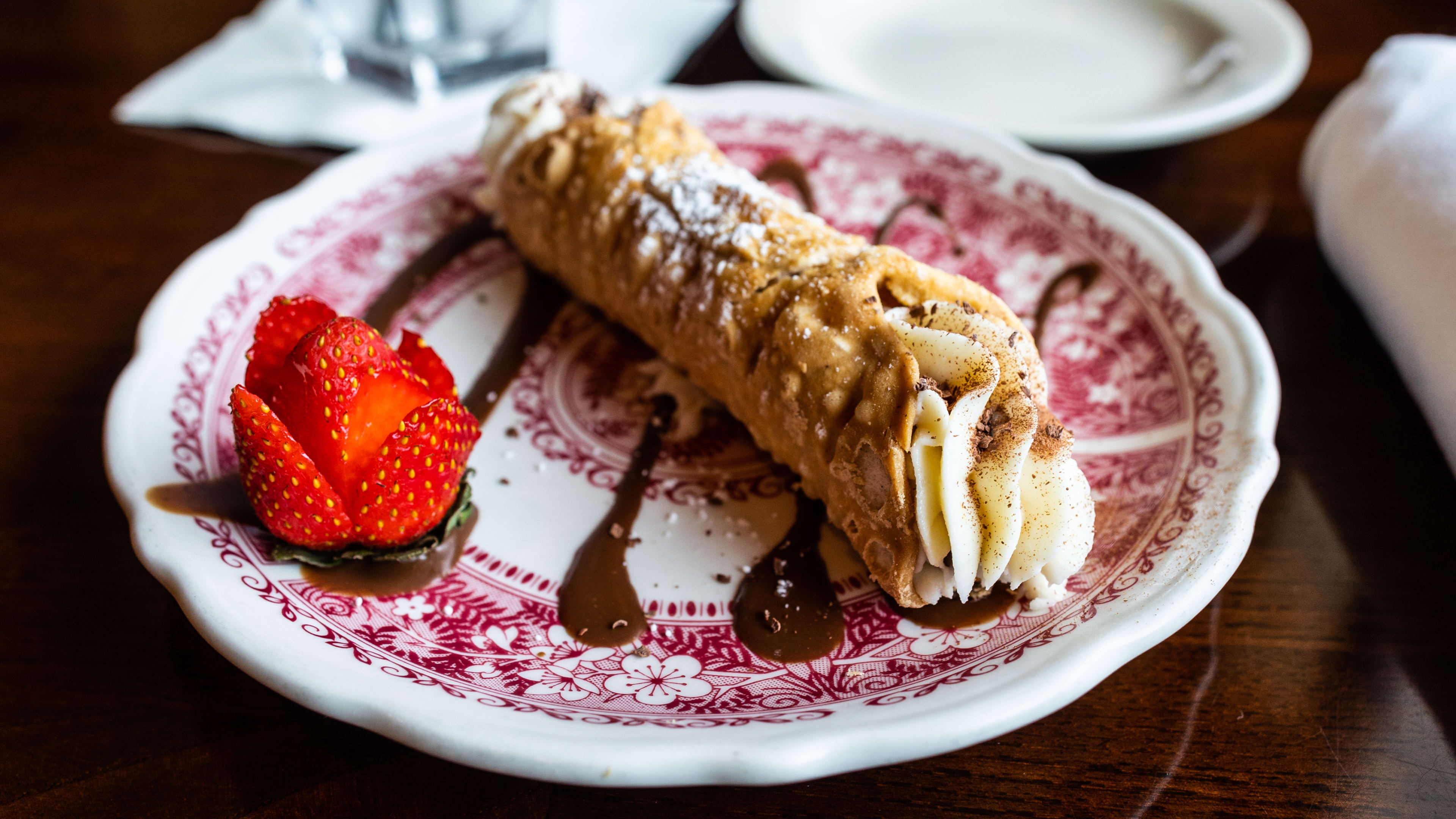 Antonio’s Flying Pizza And Italian Restaurant Review - Galleria ...