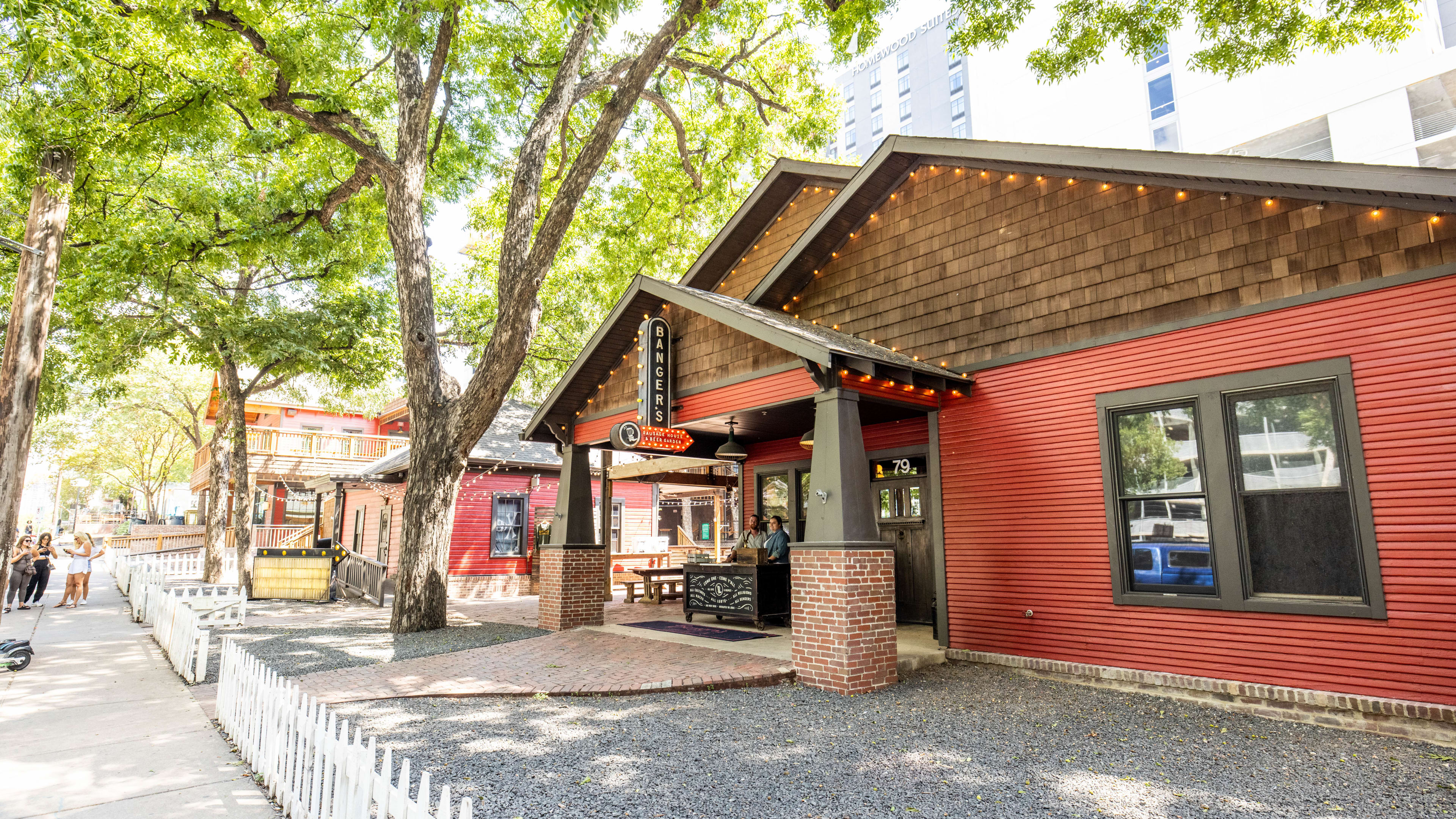 The Least Awful Bars On Dirty Sixth Street - Austin - The Infatuation