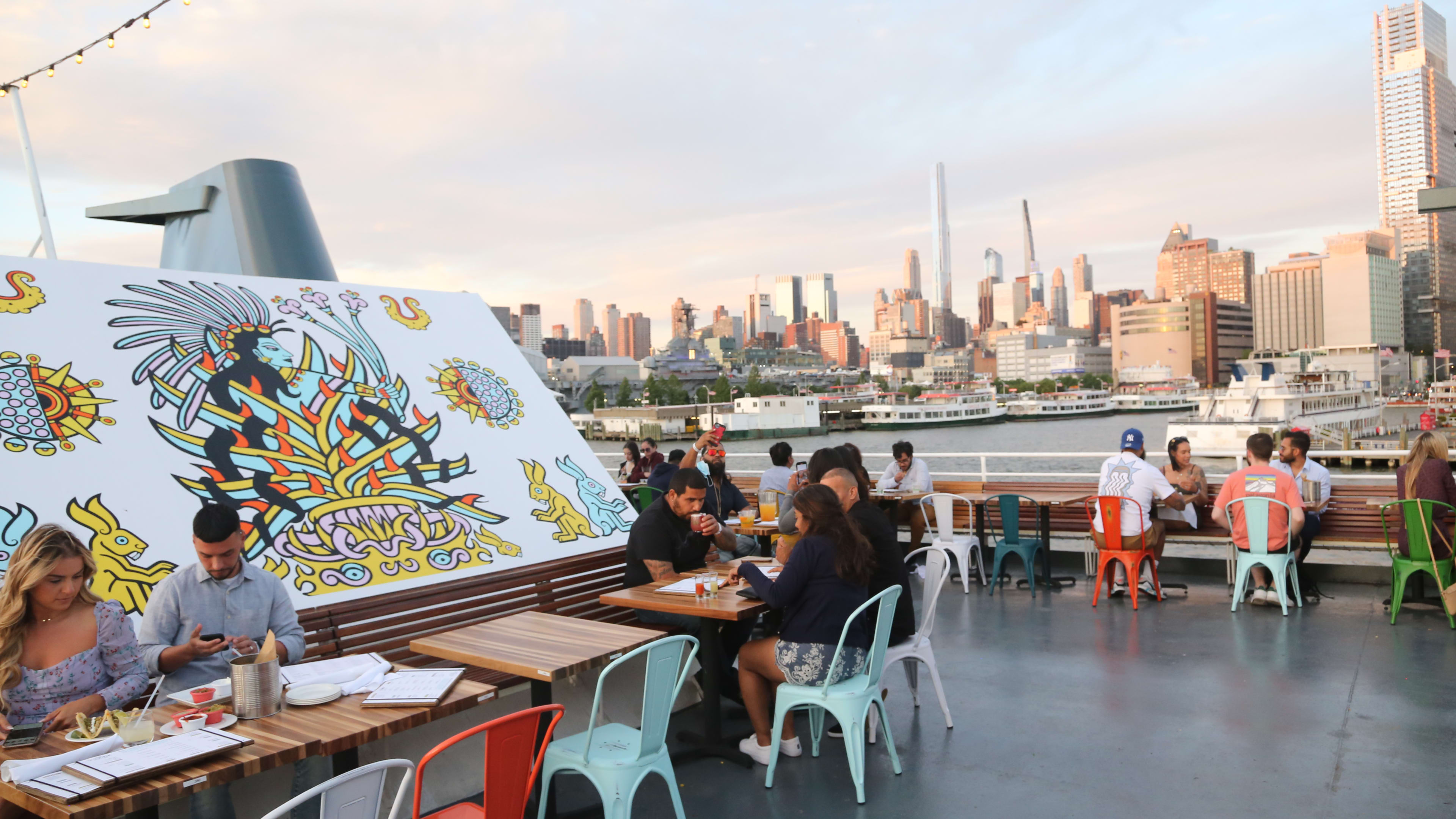 La Barca Cantina Review - Hell's Kitchen - New York - The Infatuation