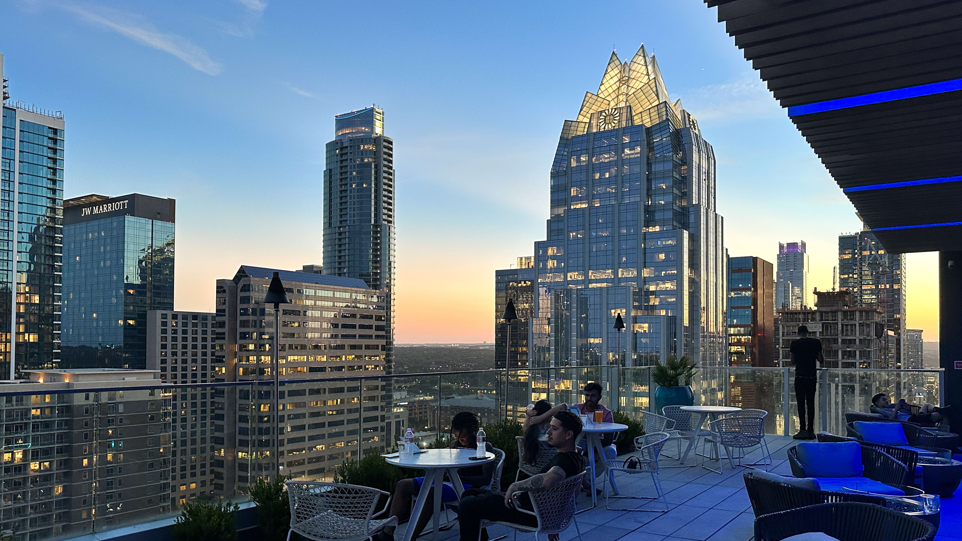 The Least Awful Bars On Dirty Sixth Street - Austin - The Infatuation