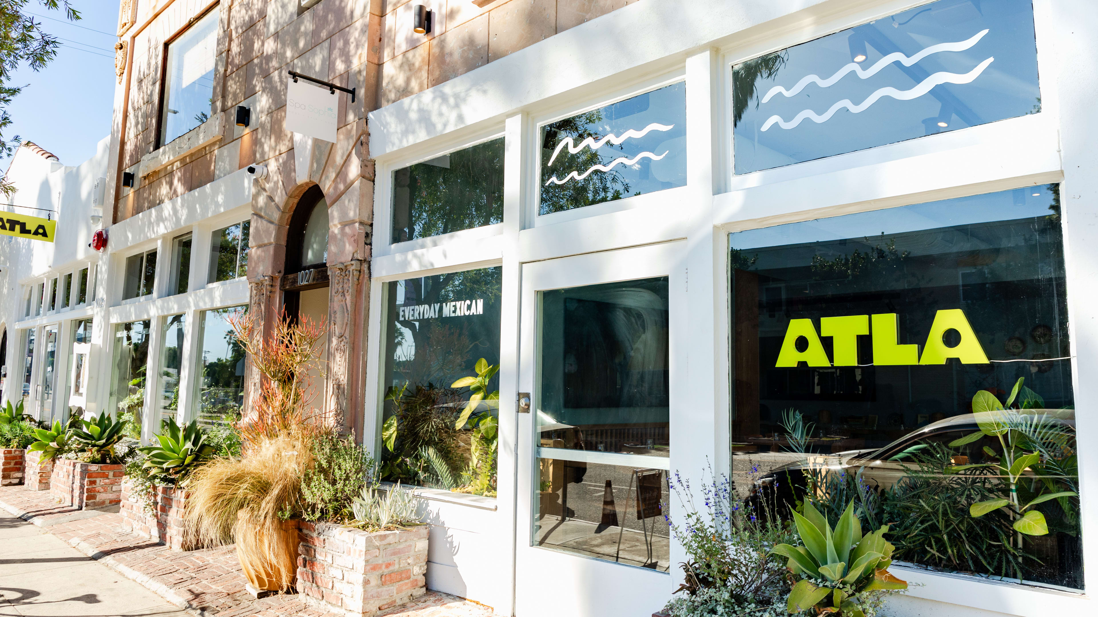 Atla Venice Review - Venice - Los Angeles - The Infatuation