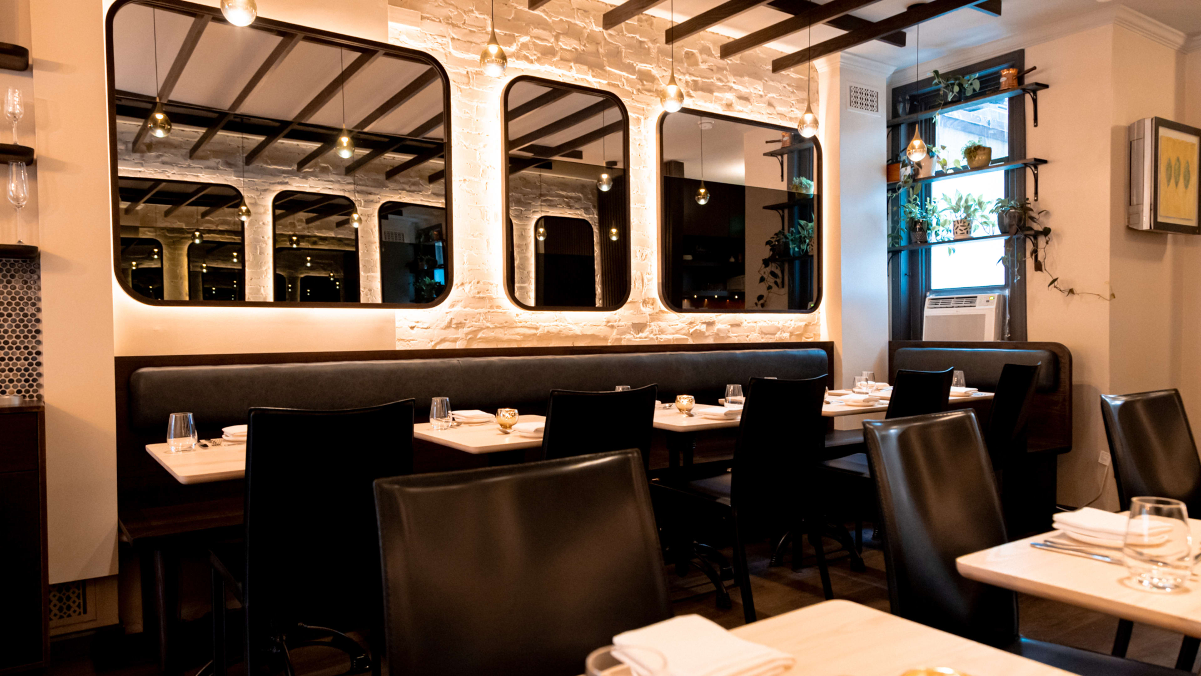 Laurel Review - East Passyunk - Philadelphia - The Infatuation