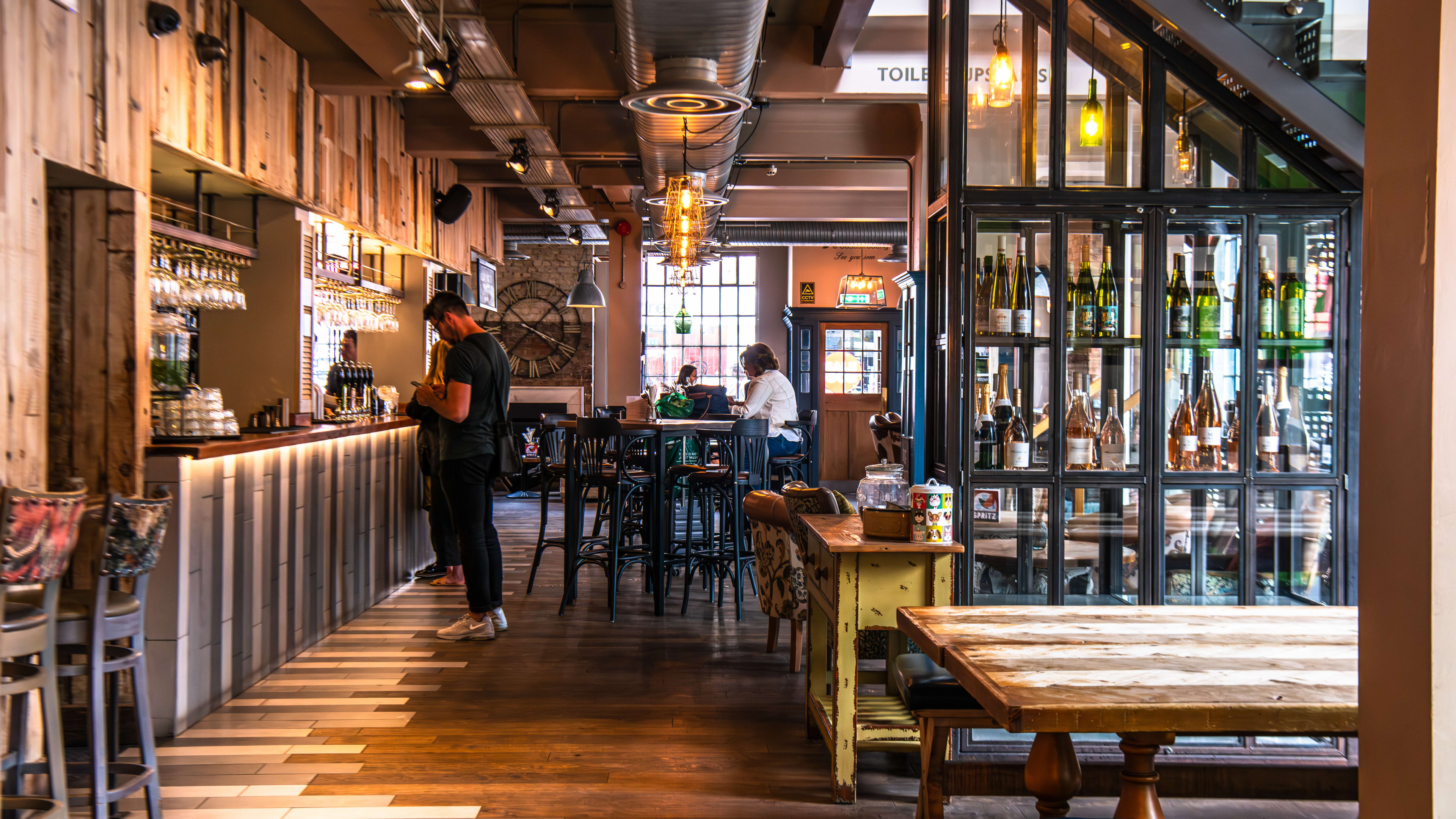 The Castle Tooting Review - Tooting - London - The Infatuation