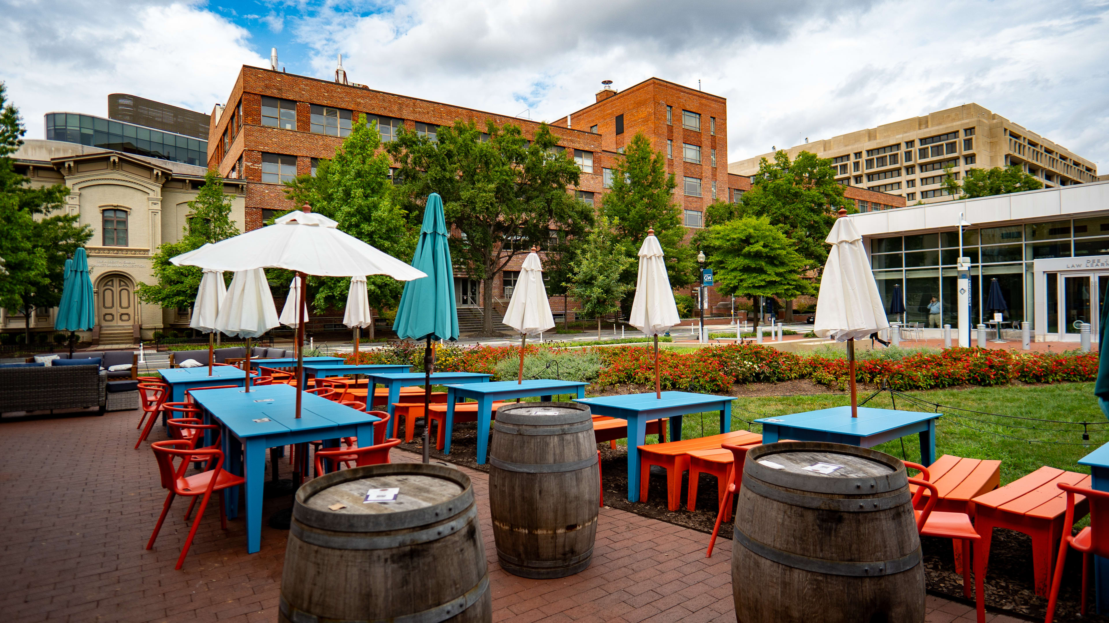 Tonic At Quigley's Review - Foggy Bottom - Washington DC - The Infatuation