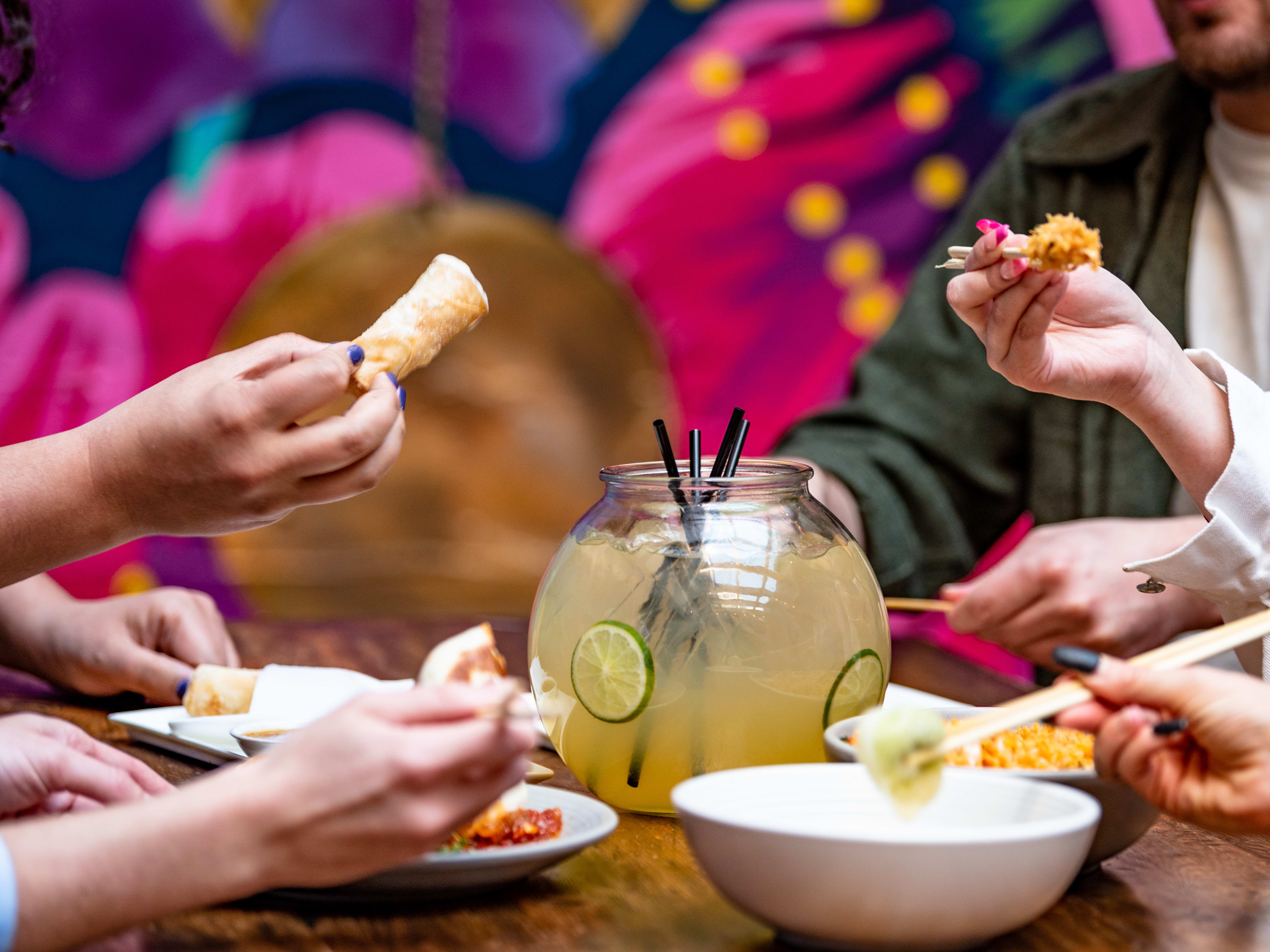 The Philadelphia Outdoor Happy Hour Guide - Philadelphia - The Infatuation