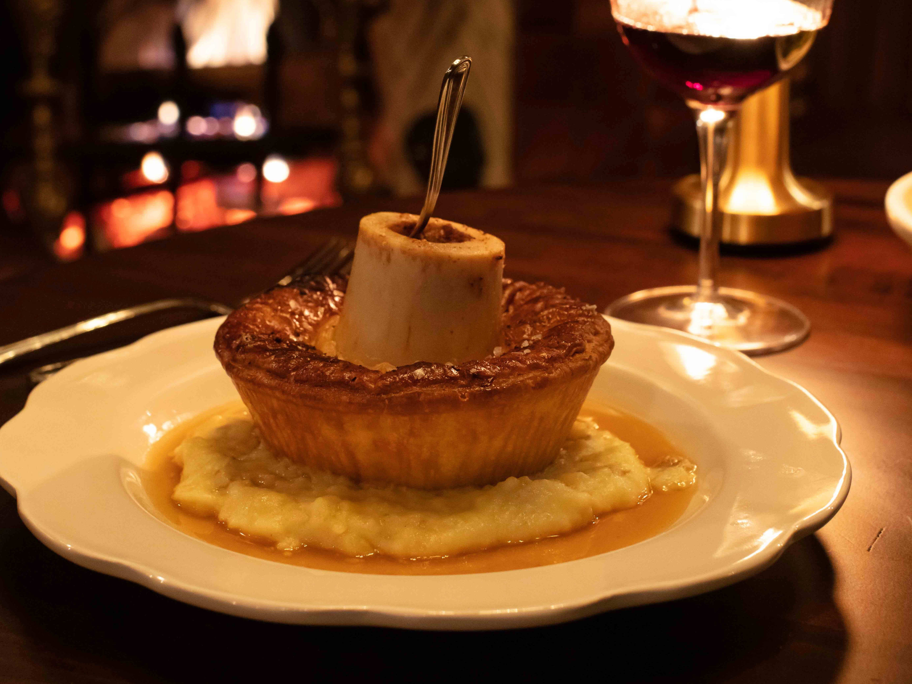 Armitage Alehouse Review - Lincoln Park - Chicago - The Infatuation