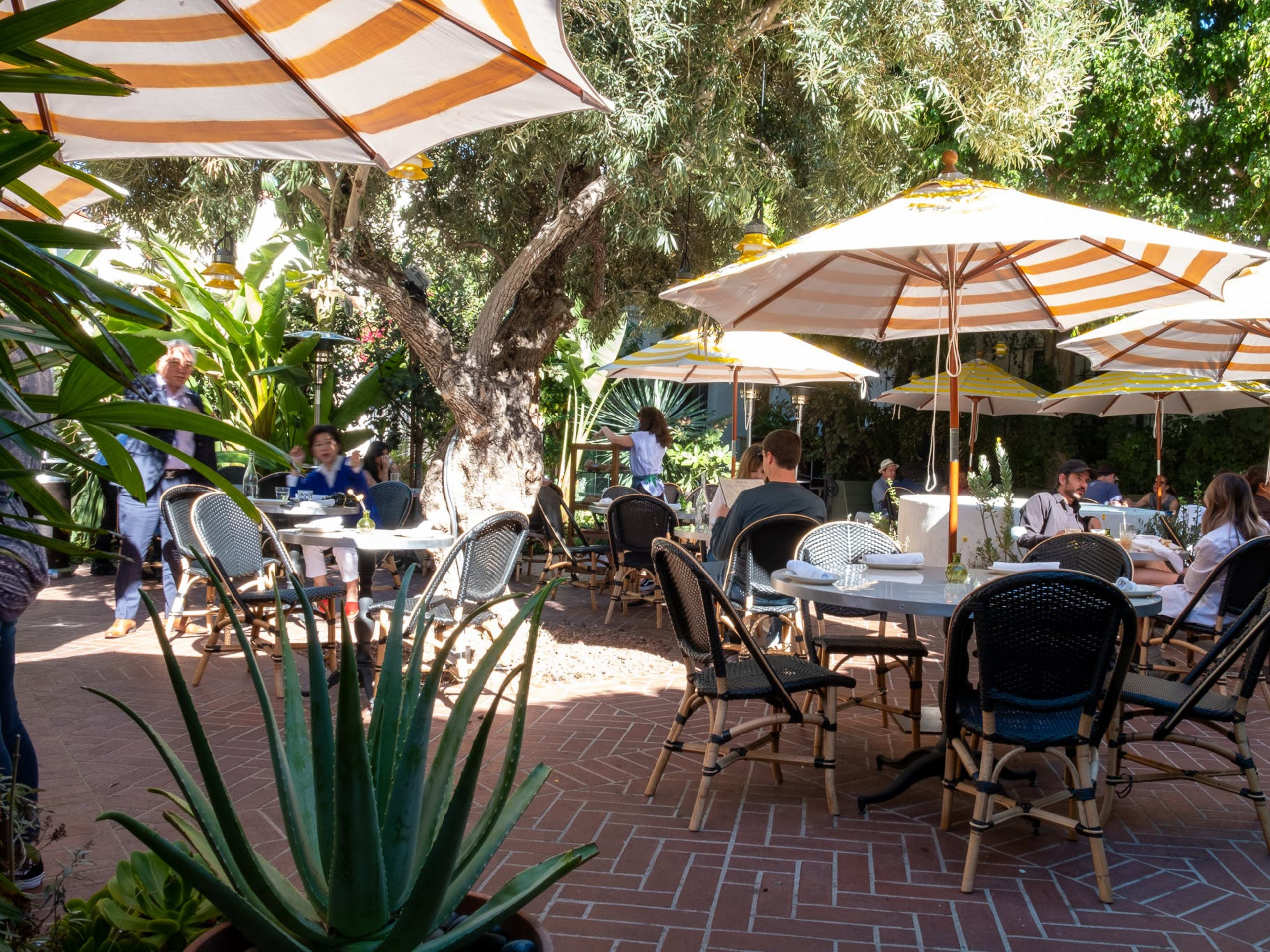 16 Quiet LA Patios Because This Is All Still A Bit Much - Los Angeles ...
