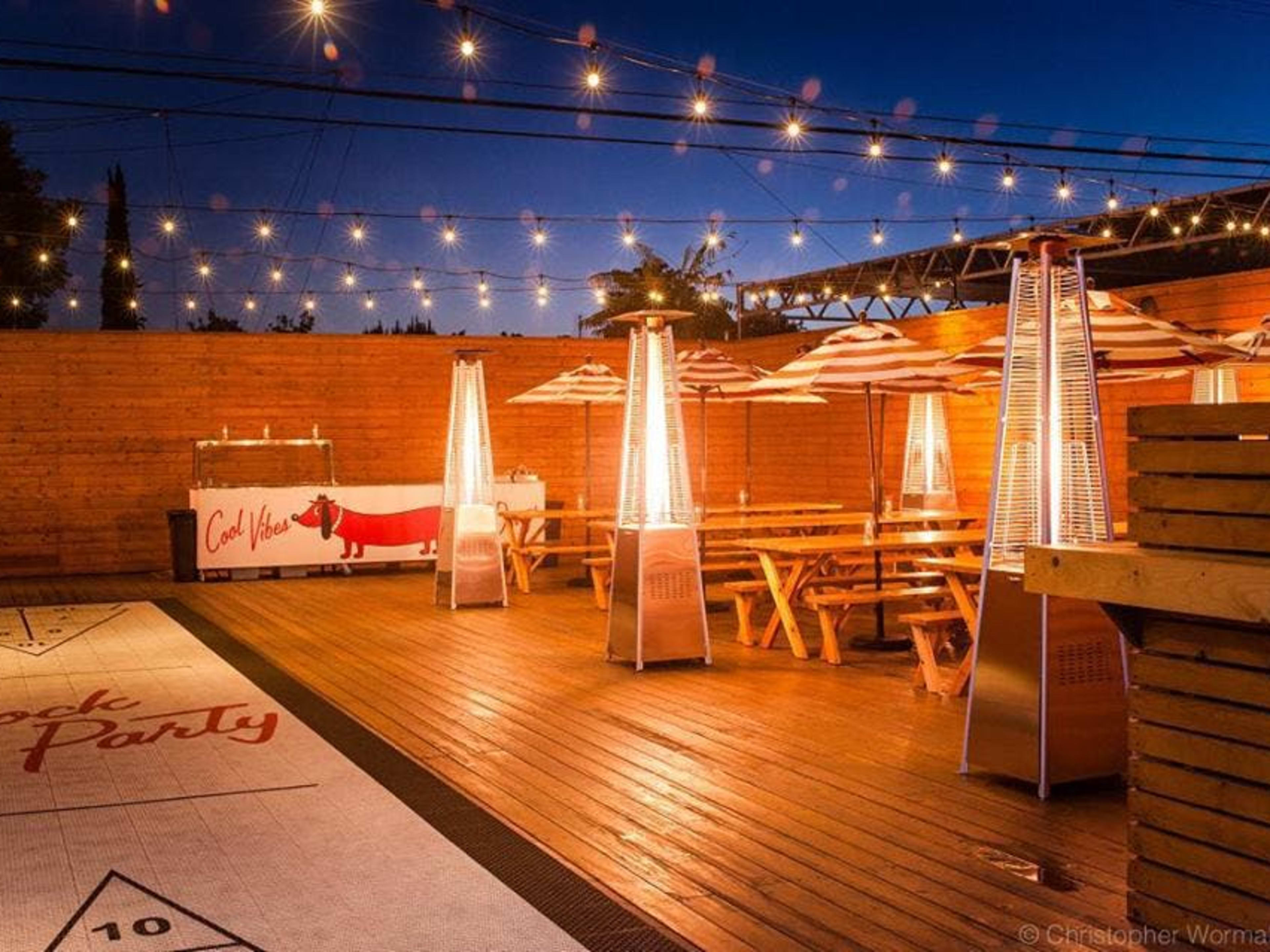 25 LA Bars Where You Can Actually Meet People - Los Angeles - The ...