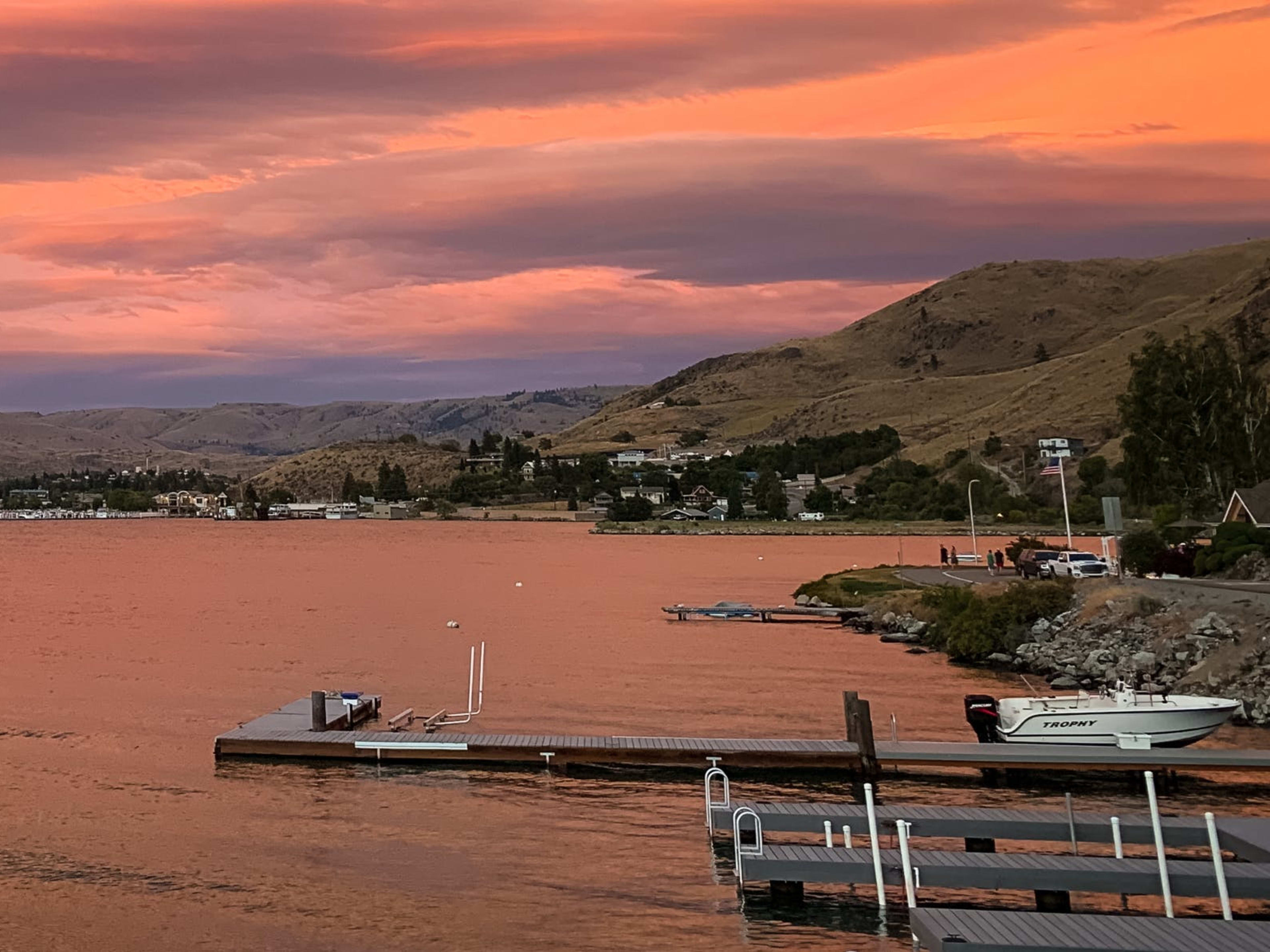 The Best Places To Eat & Drink In Chelan - Seattle - The Infatuation