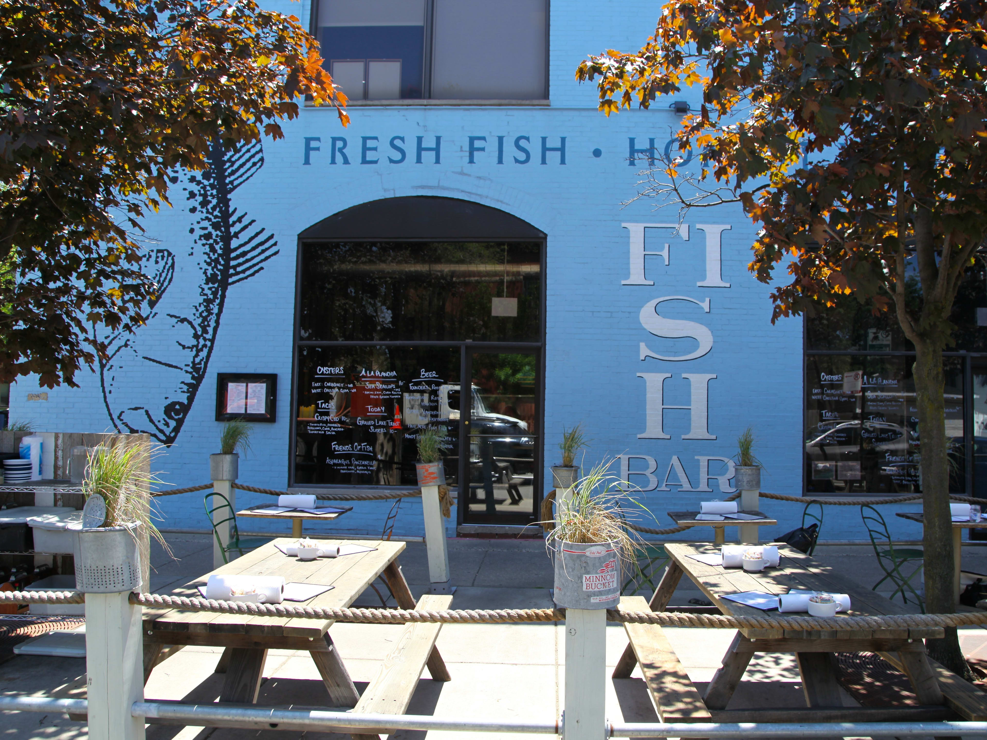 Casual Spots For An Easy Dinner Outside - Chicago - The Infatuation