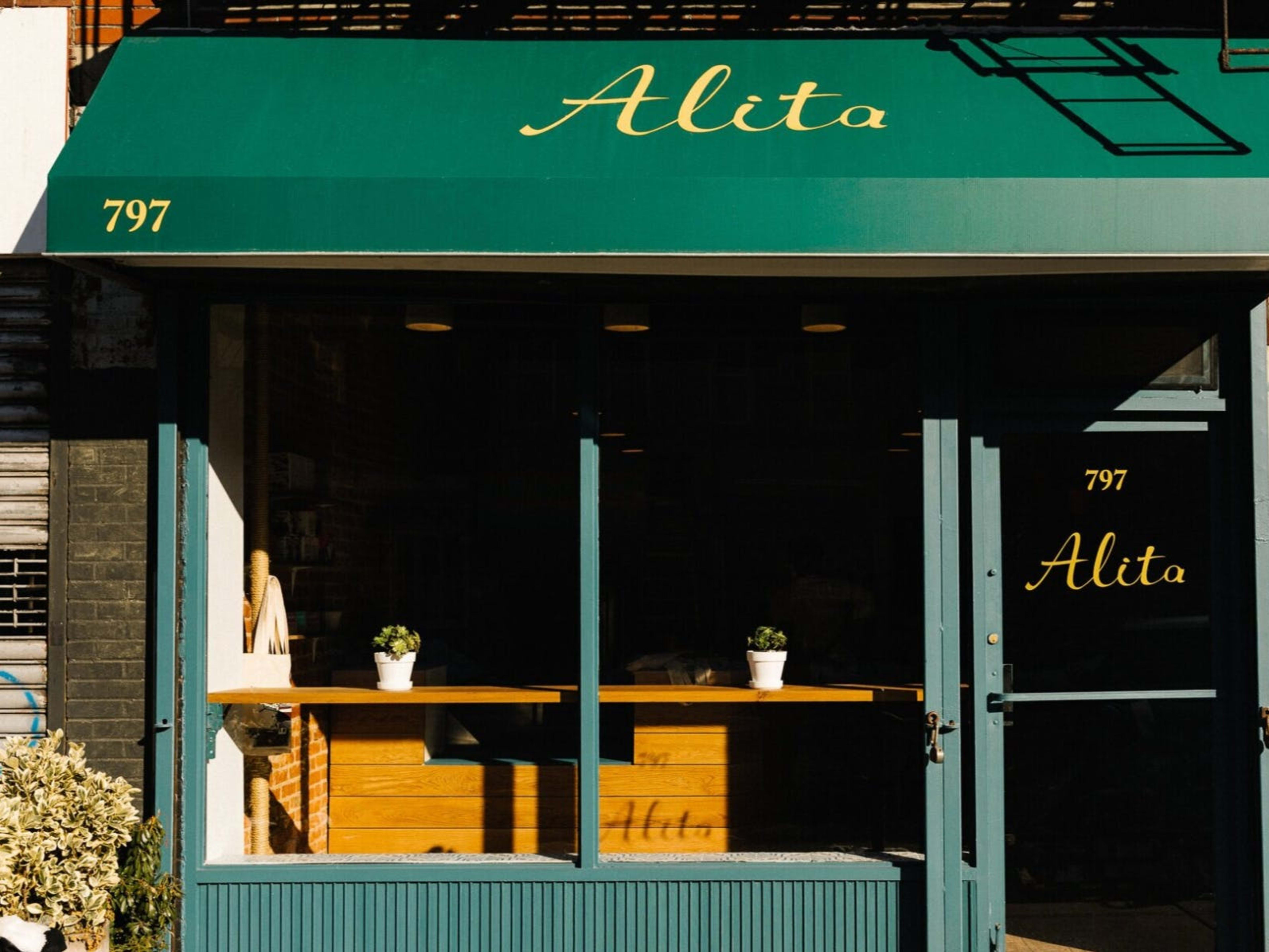 15 Great Asian-Owned Coffee And Tea Shops In NYC - New York - The ...