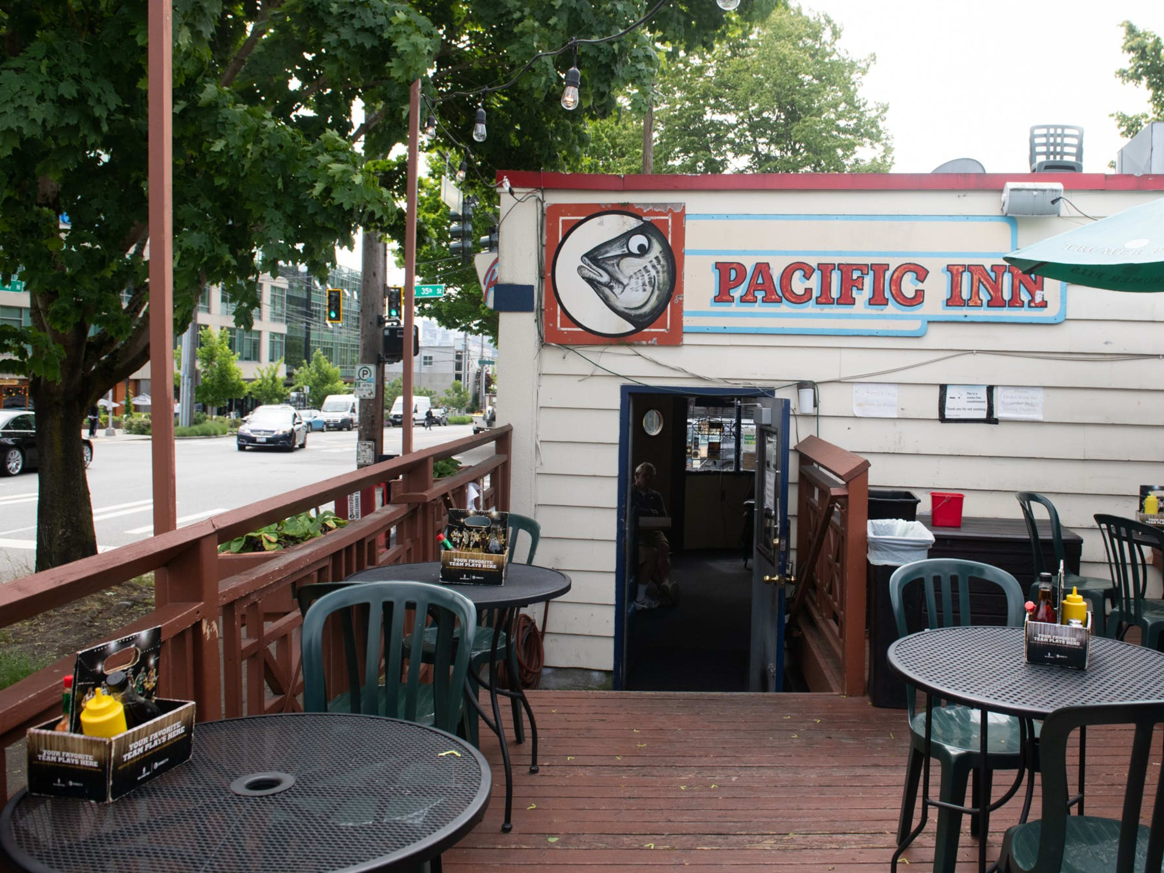 The 19 Best Bars In Seattle - Seattle - The Infatuation