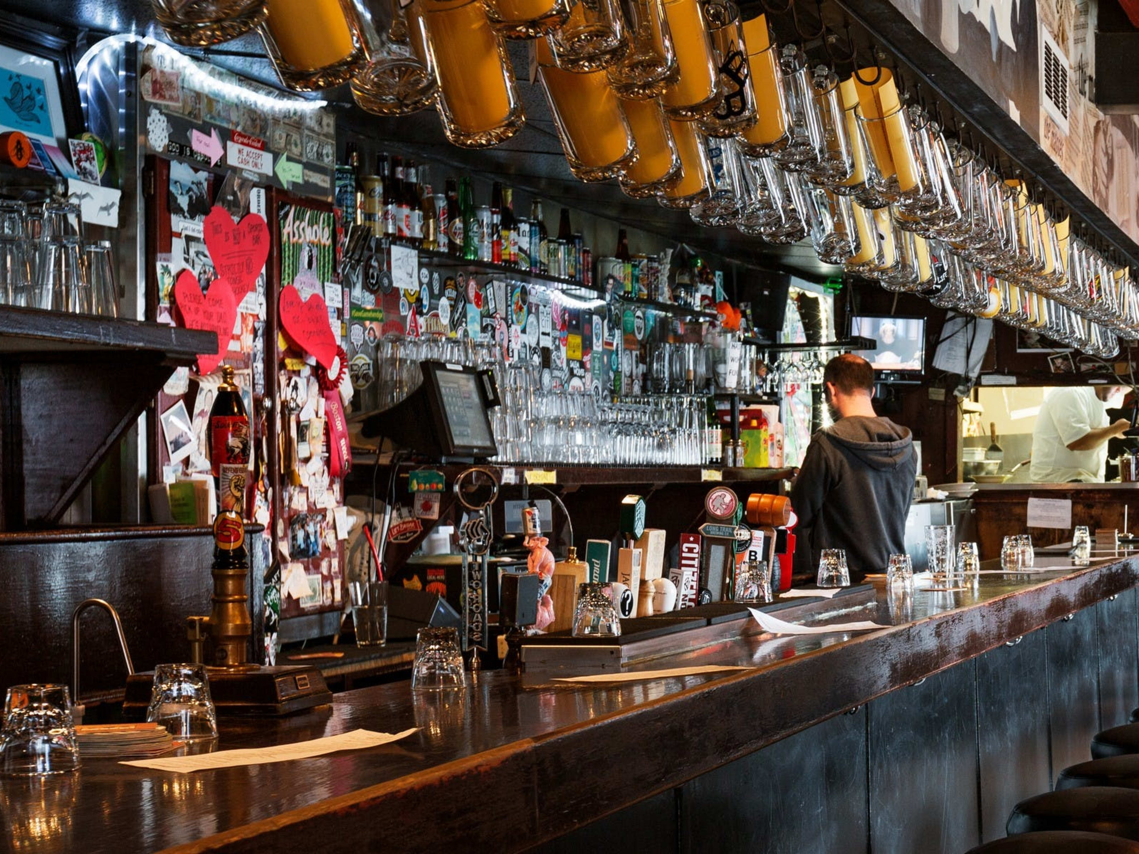Bukowski Tavern Review - Back Bay - Boston - The Infatuation