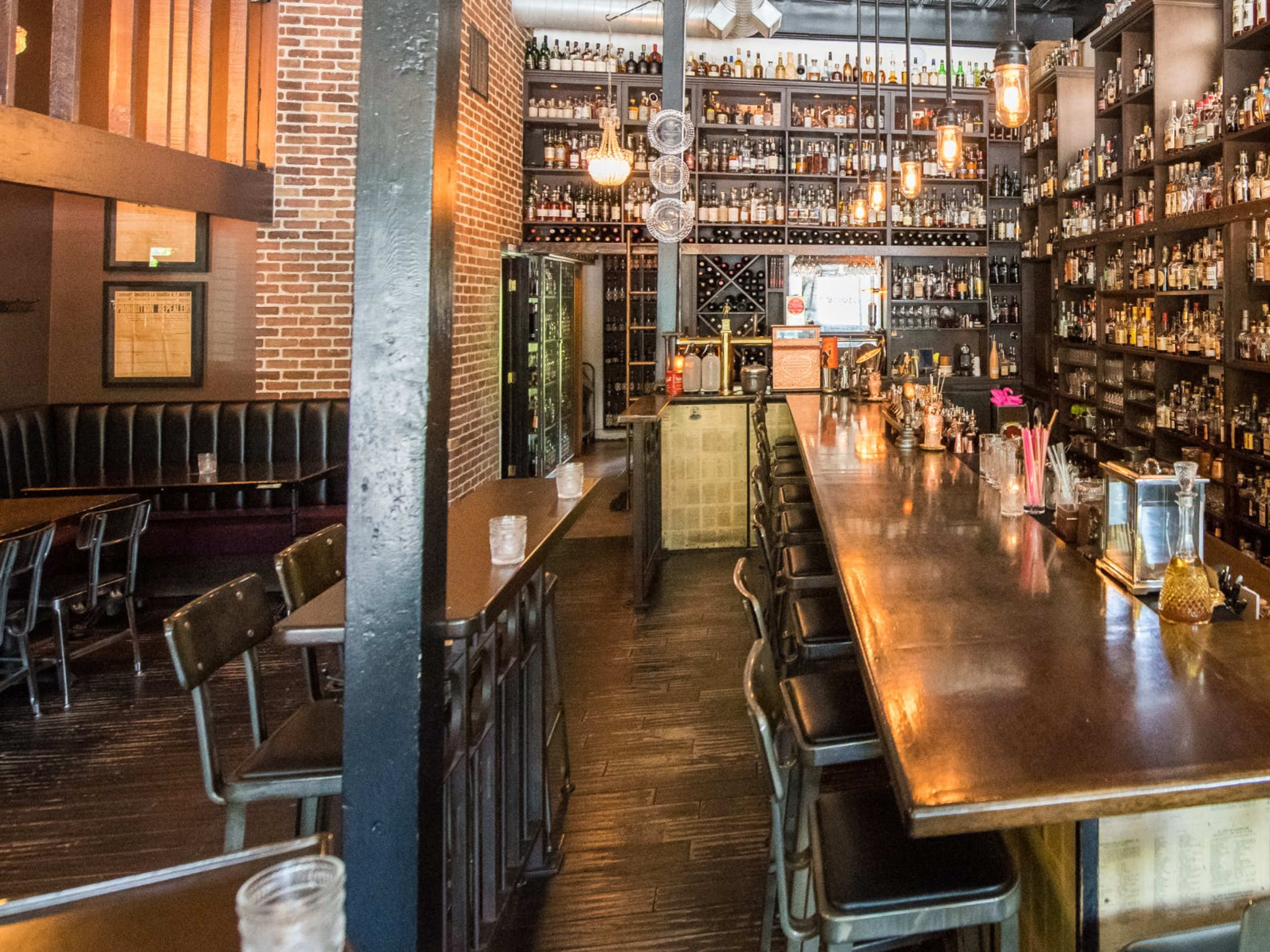 The Best Bars On Capitol Hill - Seattle - The Infatuation