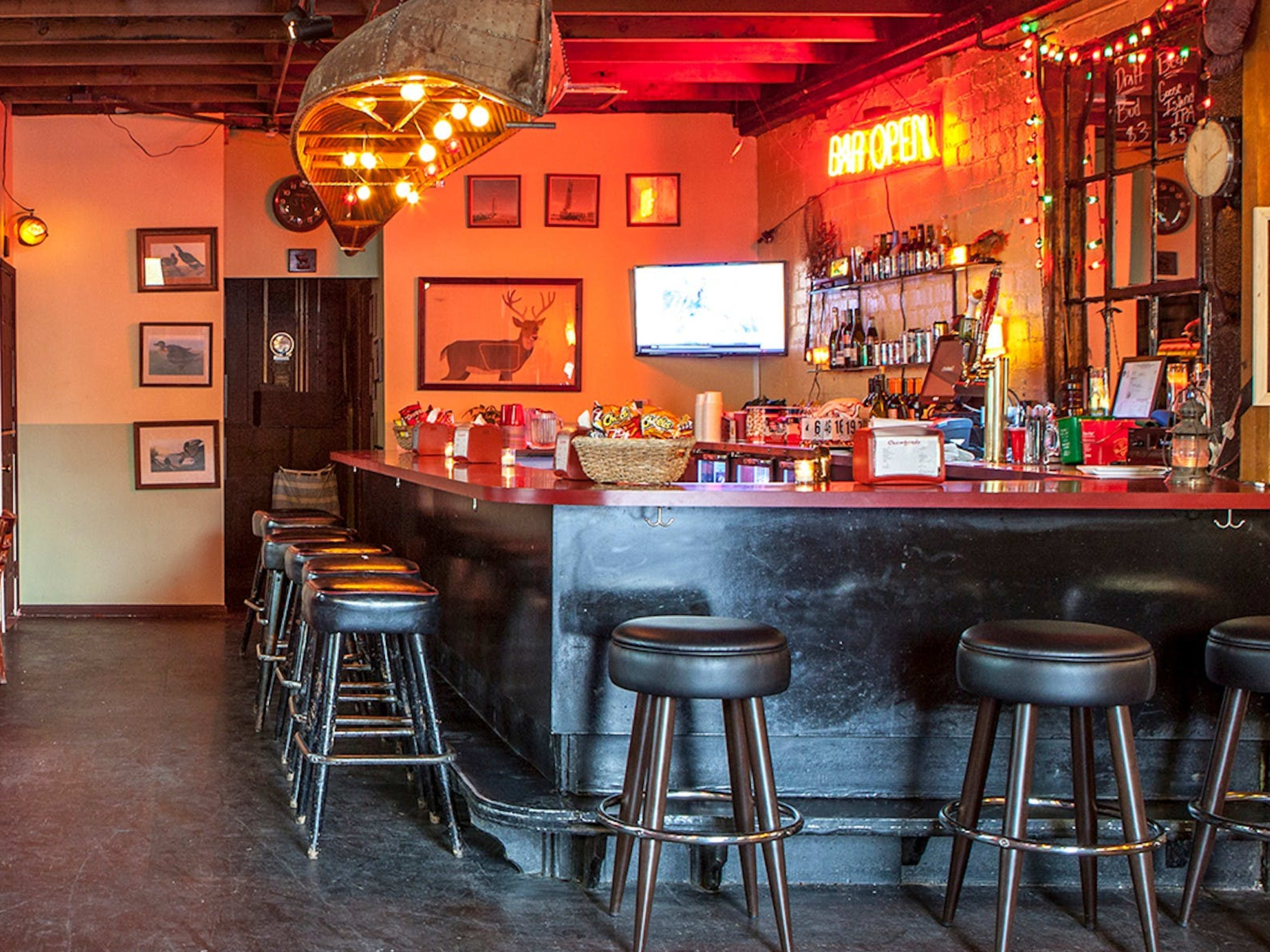 The Best Bars In Highland Park - Los Angeles - The Infatuation